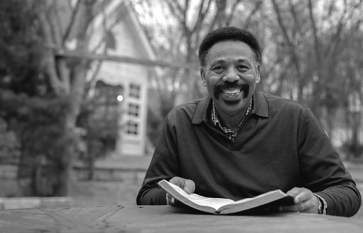 Tony Evans - Favorite Pastors Series - The Official Scott Roberts Website