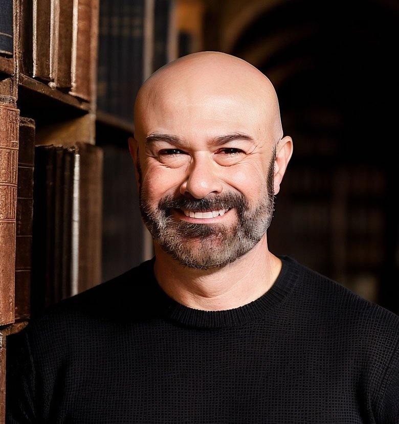 About Scott Roberts - The Official Scott Roberts Website